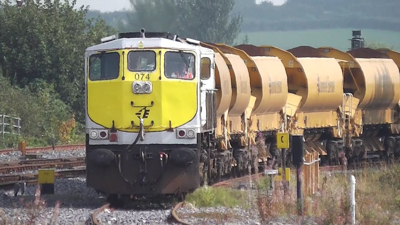 Class 071 Locomotive 074 + HOBS Train - Portarlington Station - YouTube