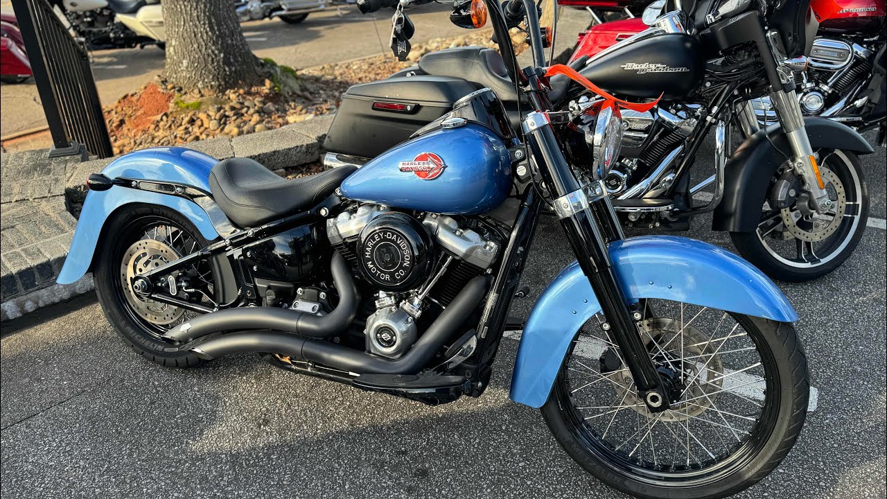 2019 Harley Davidson Softail Slim, custom Blue - YouTube