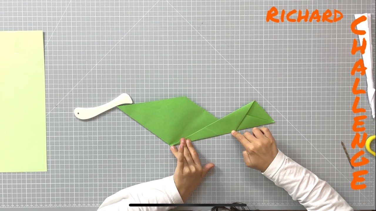 How to fold the red dart and merle dart - YouTube