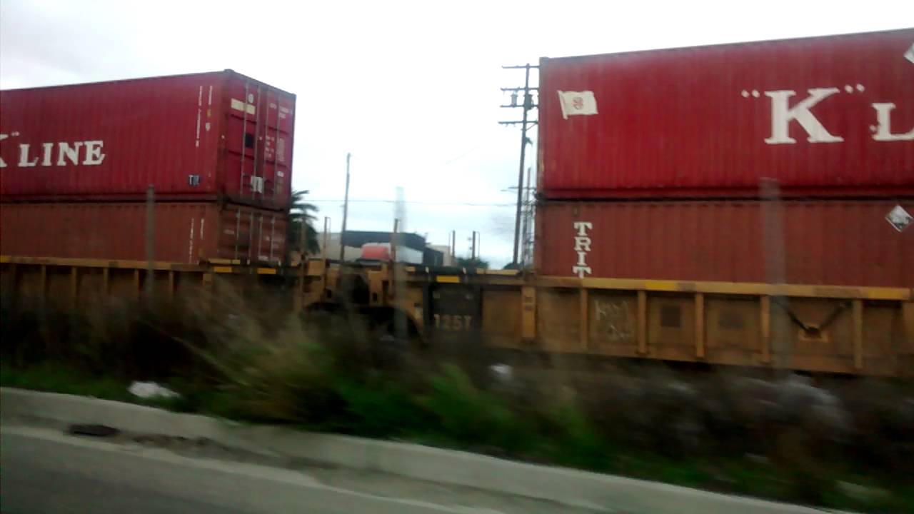 Pacific Harbor Line Stack Train - 1/30/2016 - YouTube