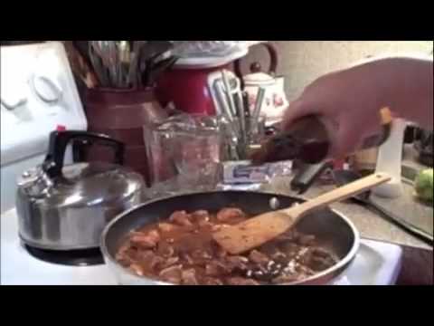 Simply Sara -- Spiced Chicken Ginger Lettuce Cups - YouTube