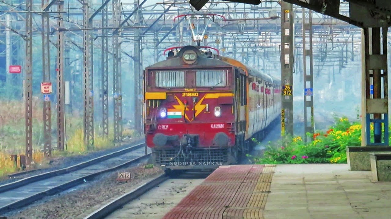 Furious Deccan express skipping Bhandup in the early morning with KYN ...