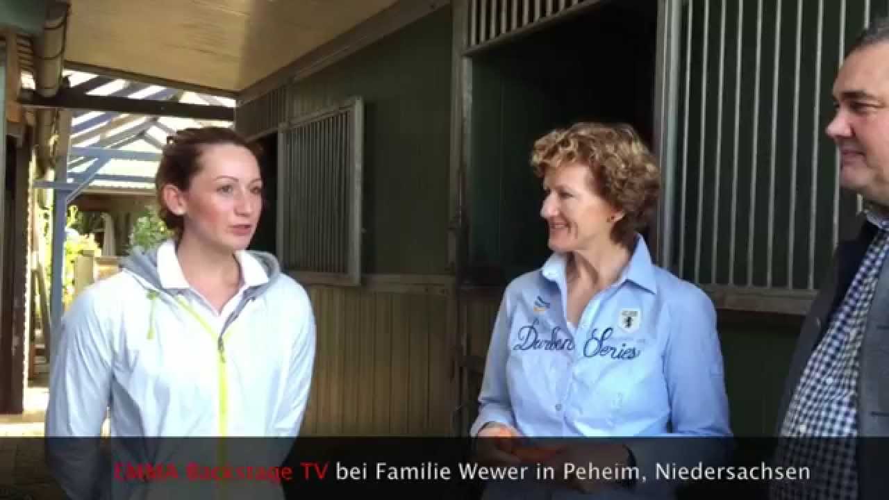 EMMA Backstage TV • Im Gespräch: Jule Wewer - YouTube