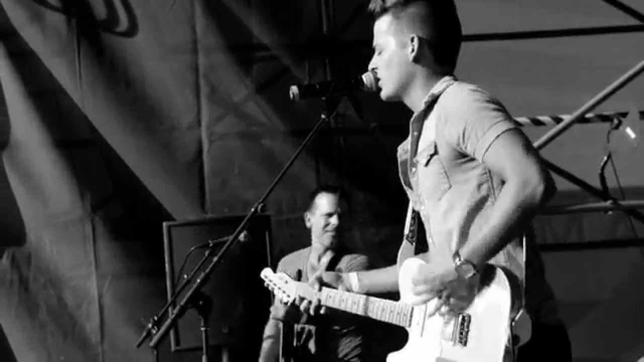 Chase Bryant Take It On Back Live YouTube chase-bryant-take-it-on-back-live-youtube