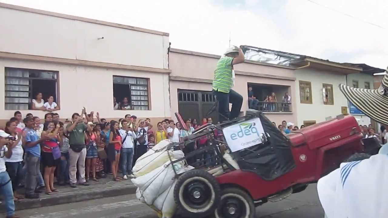 carro girando solo fiestas quimbaya 2013 - YouTube