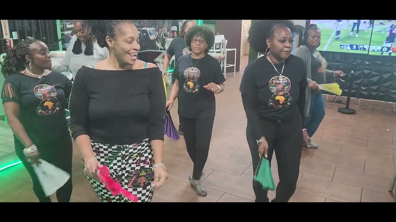 Pop That Fan Line Dance by Cupid - YouTube