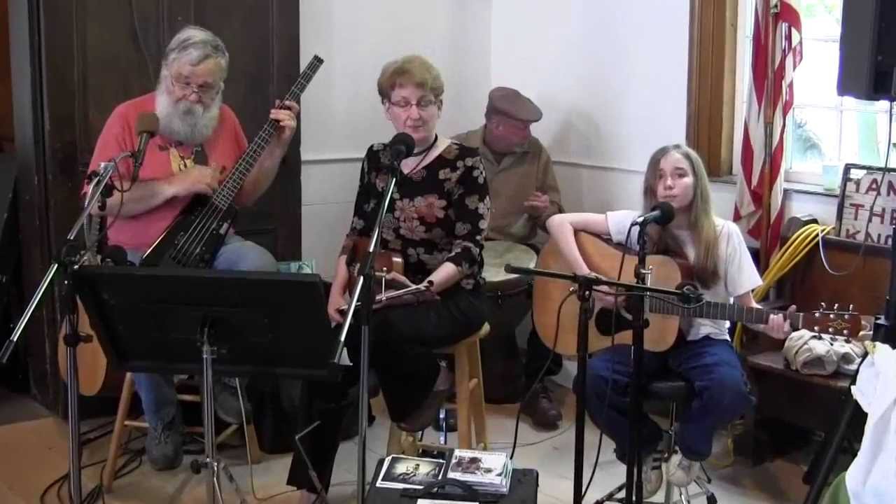 "Brand New Key" cover by Sawyer Fredericks and Sundial Express - YouTube
