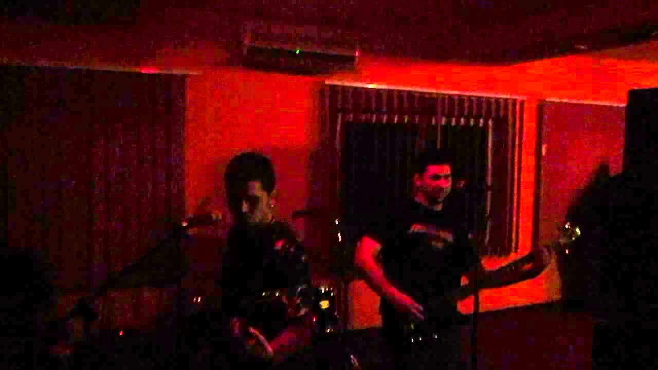 Majke - Teske Boje (Troya cover) - YouTube