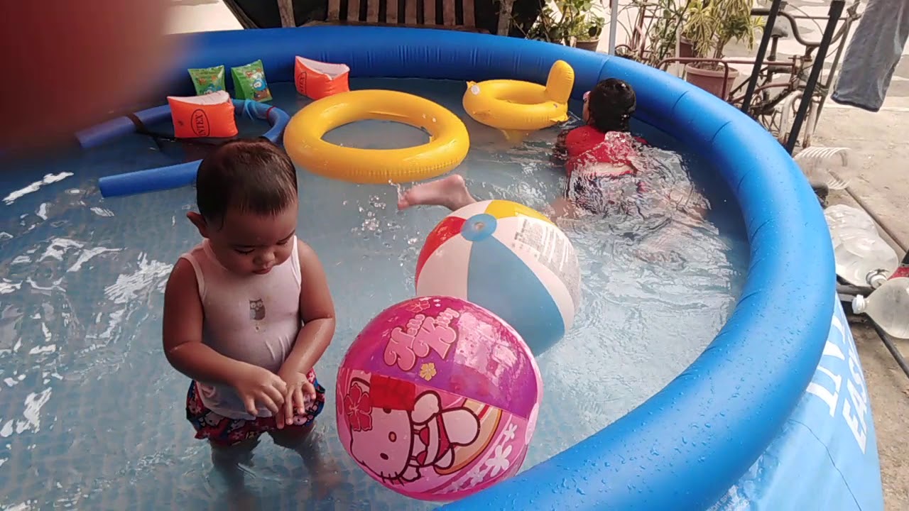 Luan and Liam swimming moments - YouTube