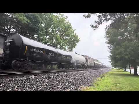 NS 4567 AC44C6M leads NS 18G with NS 5818 GP38-3 trailing at Manville,NJ! - YouTube