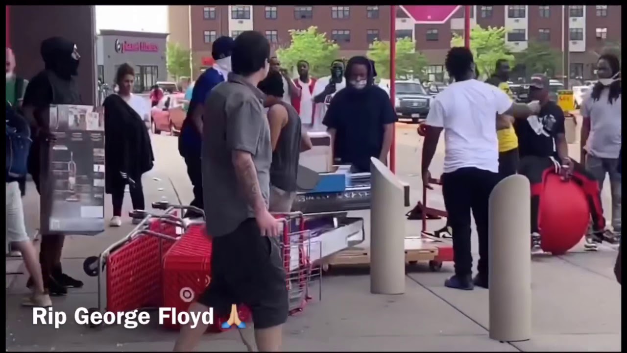 People Ransack Target In Minneapolis Amid George Floyd Protests - YouTube