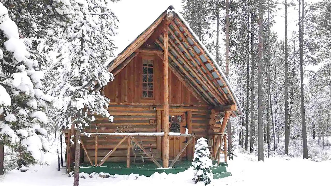 Rustic Little Log Cabin House In The Woods | Lovely Tiny House - YouTube