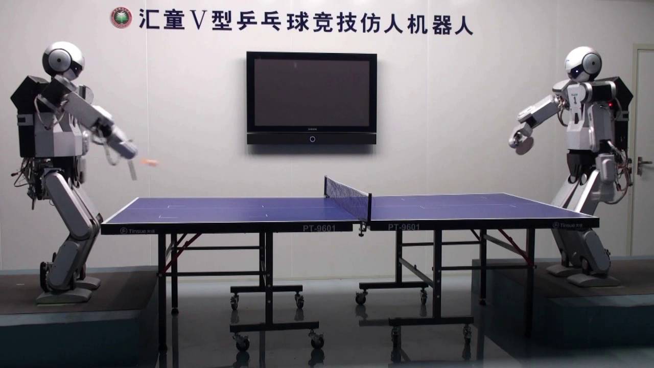 Humanoid robot playing pingpang - YouTube
