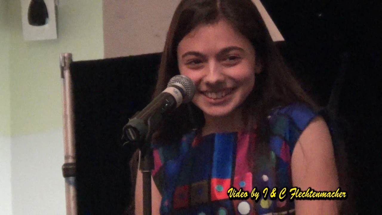 Laura Bretan Sings Nessun Dorma G.Puccini - YouTube