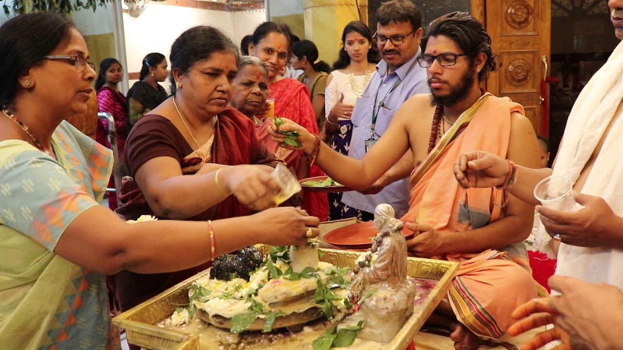 Maha Rudrabhishek Puja - YouTube