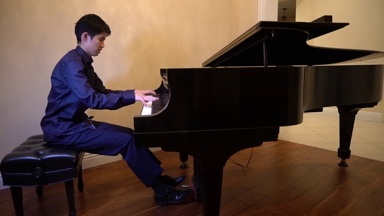 Andrew Zhao plays Chopin - Nocturne op. 48 no. 1 - YouTube