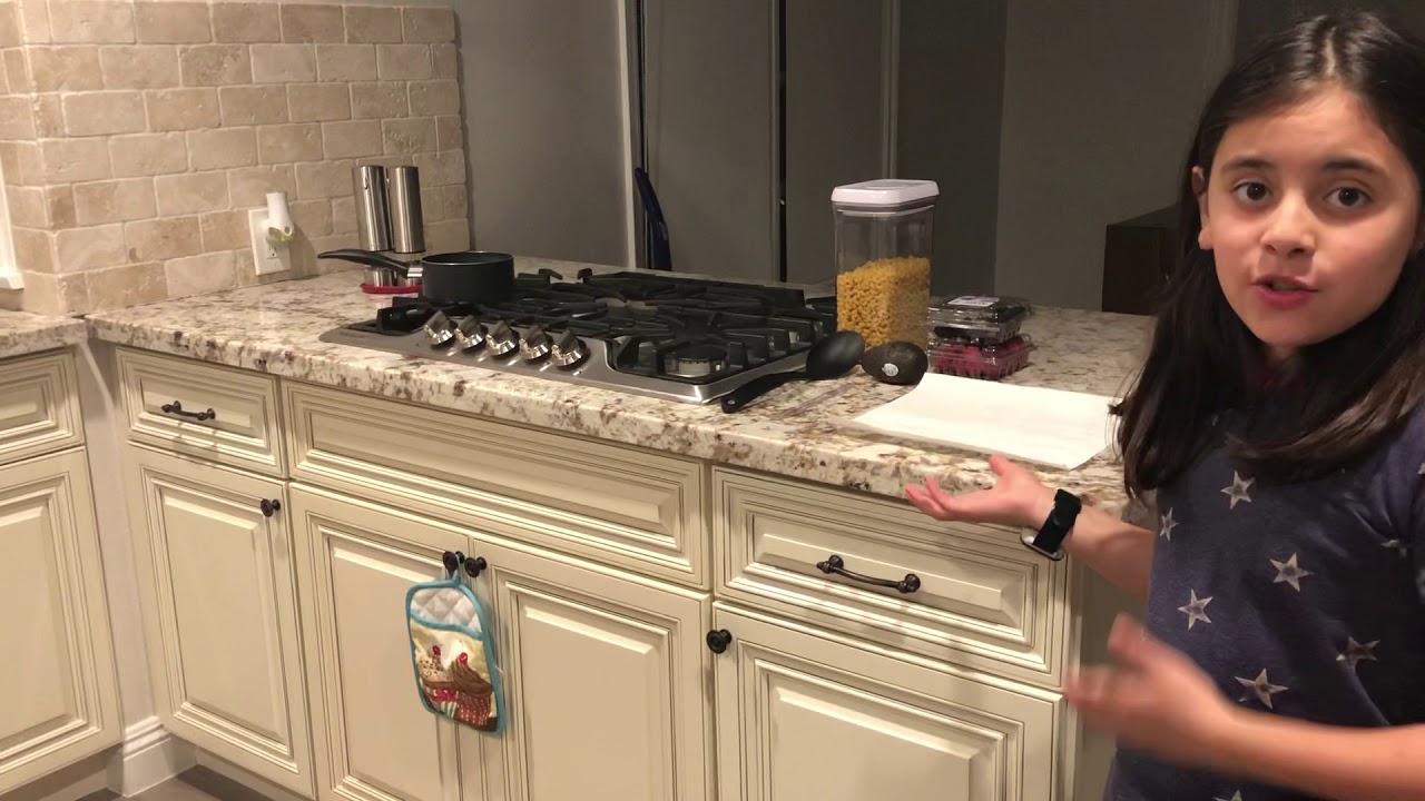 Cook with me and enjoy pt 1 - YouTube