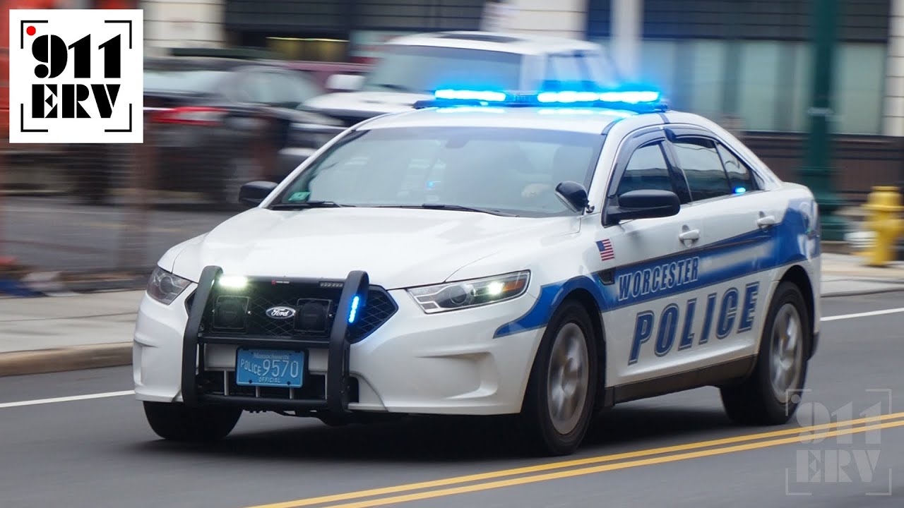 Worcester Police Car Responding | Car 33 - YouTube