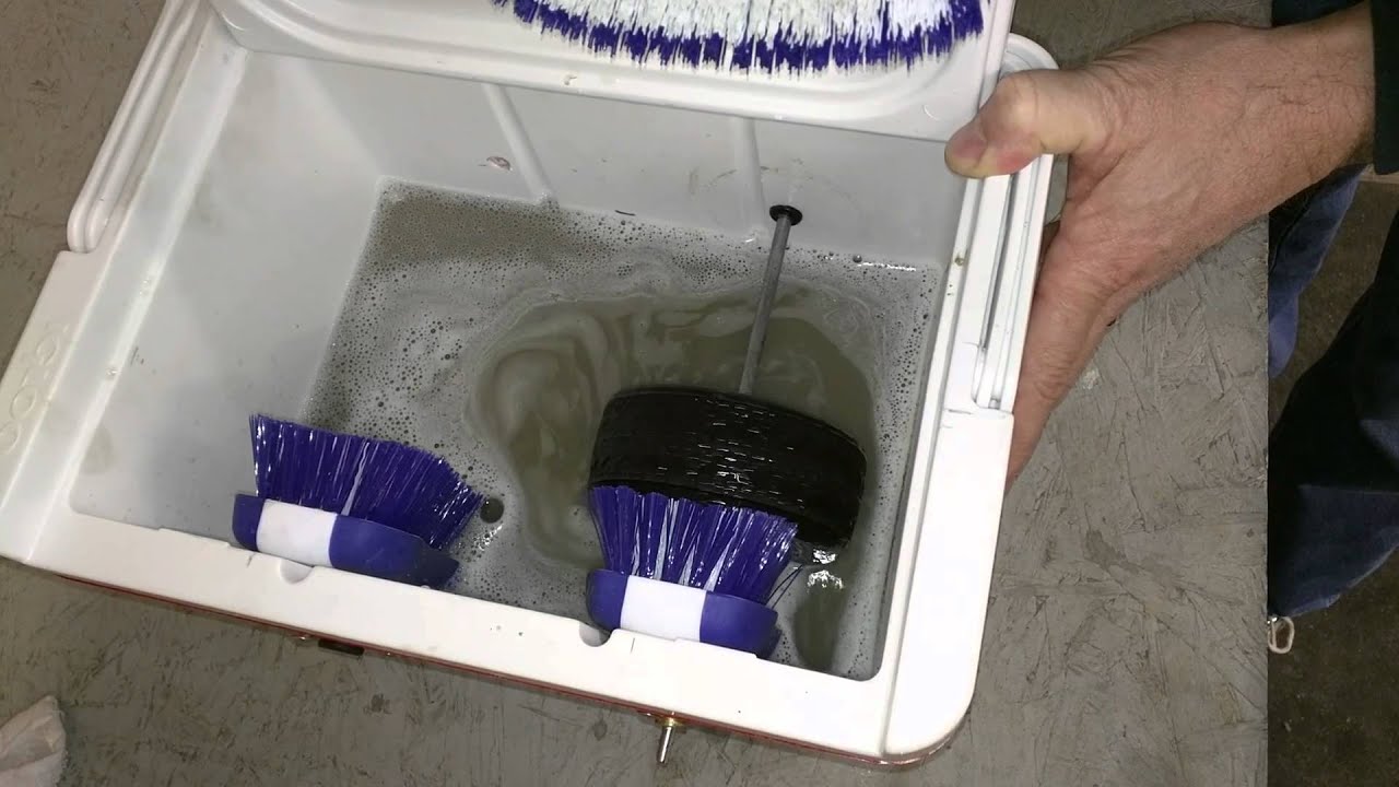 Igloo RC Tire Cleaner - YouTube