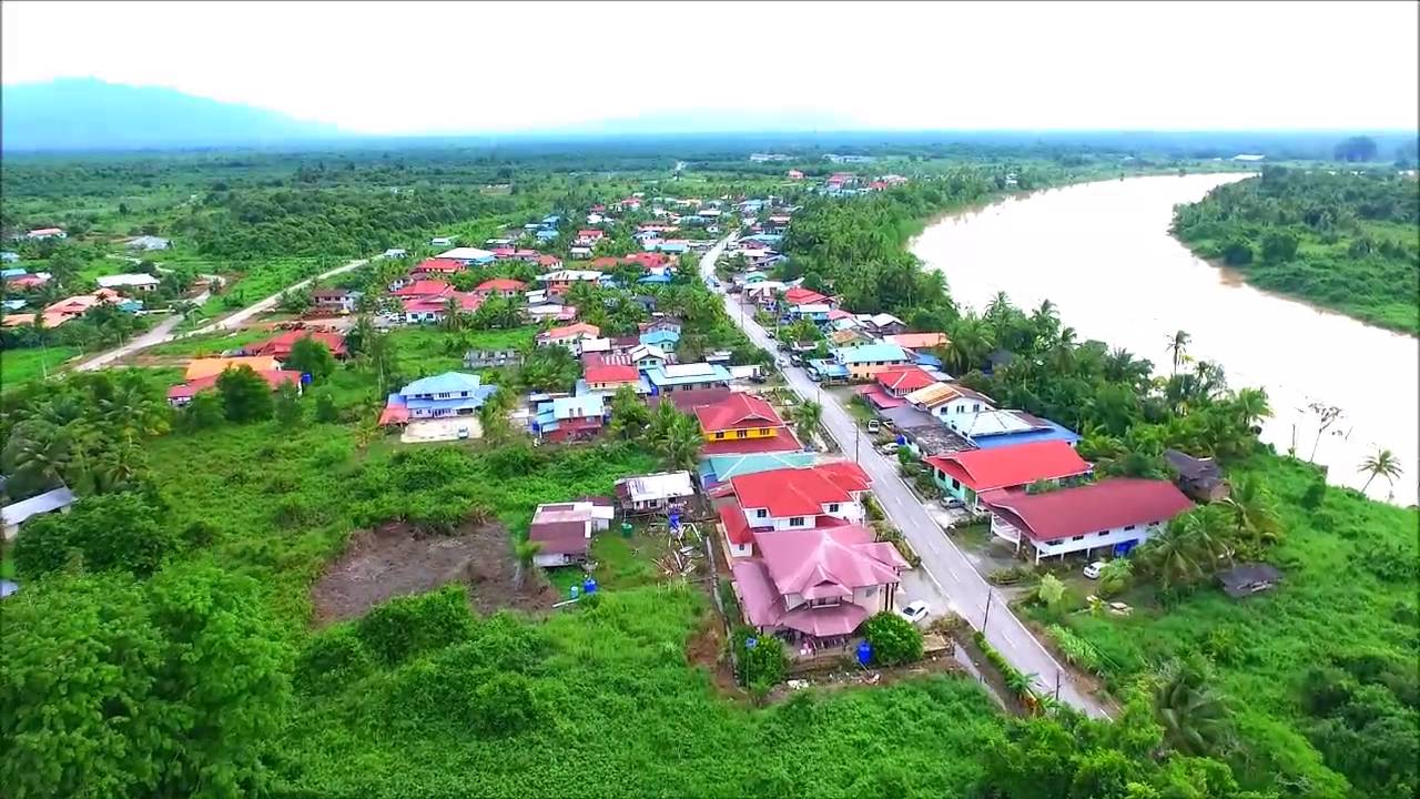 Kampung GEDONG, Simunjan Sarawak. Aerial footage by Abuza Zaifarrudin ...
