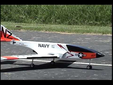 RC Trainer Jet .avi - YouTube