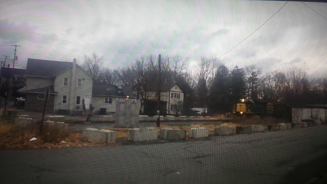 Rbmn 3050 coming out of tayler yard - YouTube