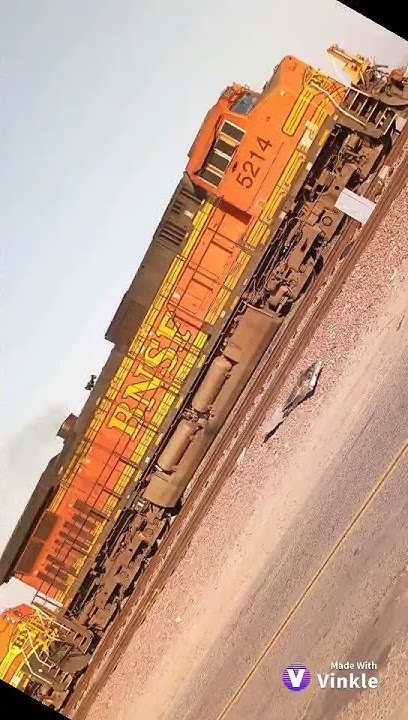 SJVR 3001 and BNSF/UP - YouTube