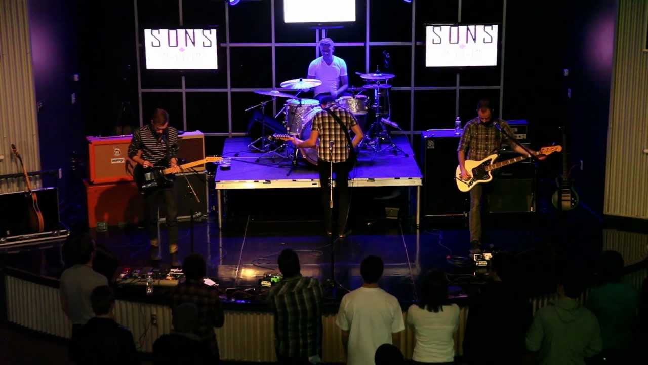 Sons - "Keep Quiet" - LIVE - YouTube