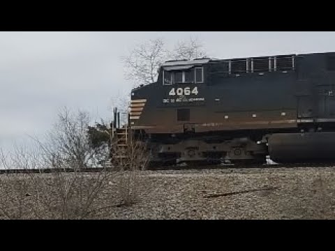 ns 4064 leads combo train - YouTube