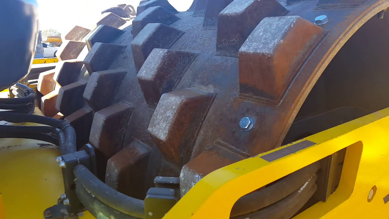 Shell kit compactor roller - YouTube