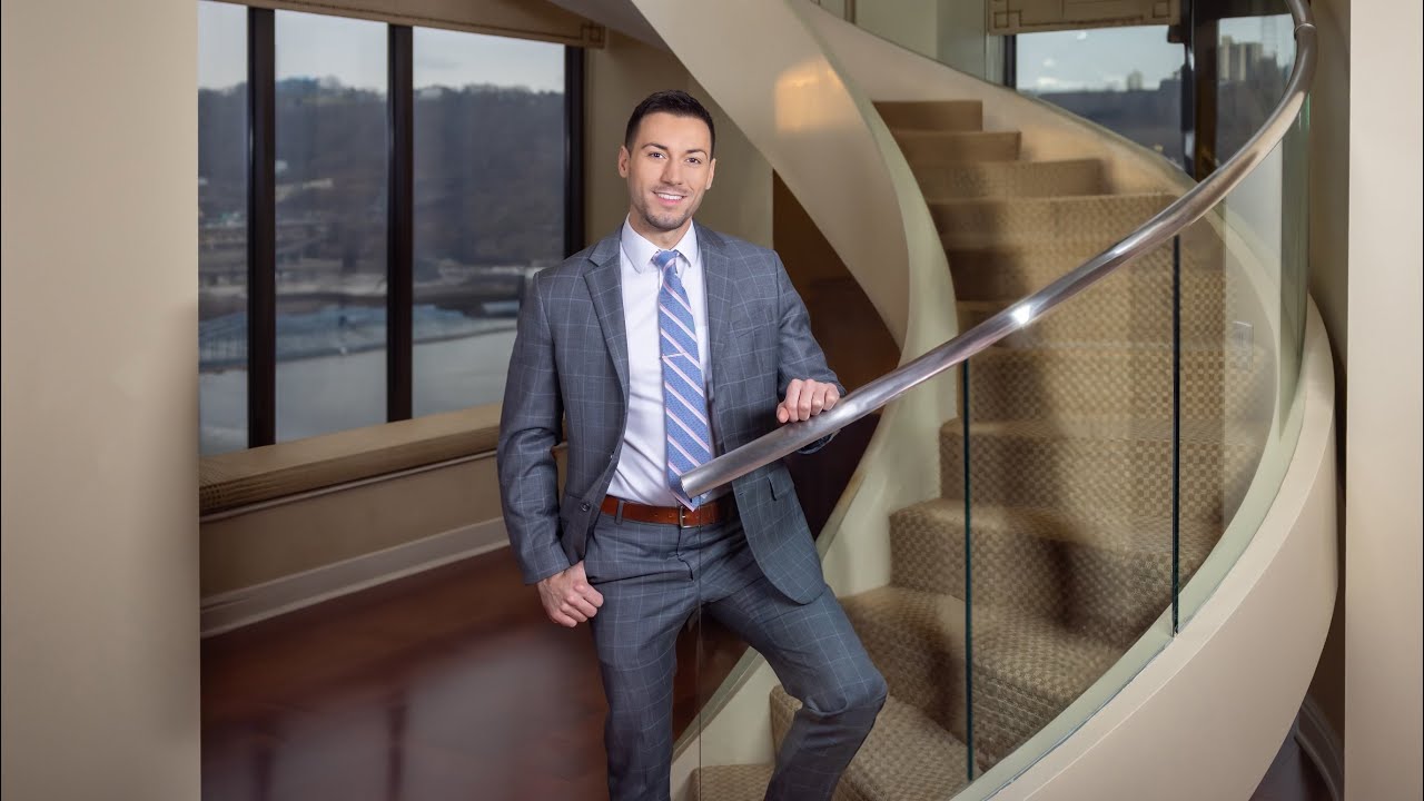 Amazing Pittsburgh Penthouse tour with Austin Kyle Rusert. 151 Fort ...