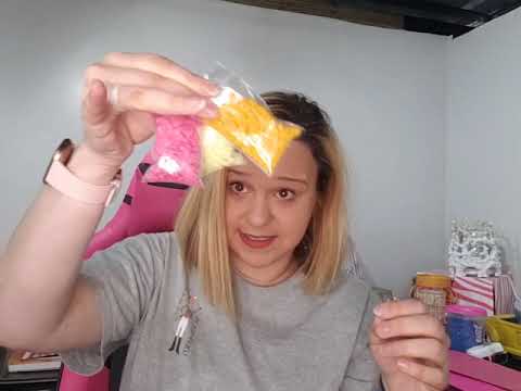 Join my Club Pink VIP Group! - YouTube