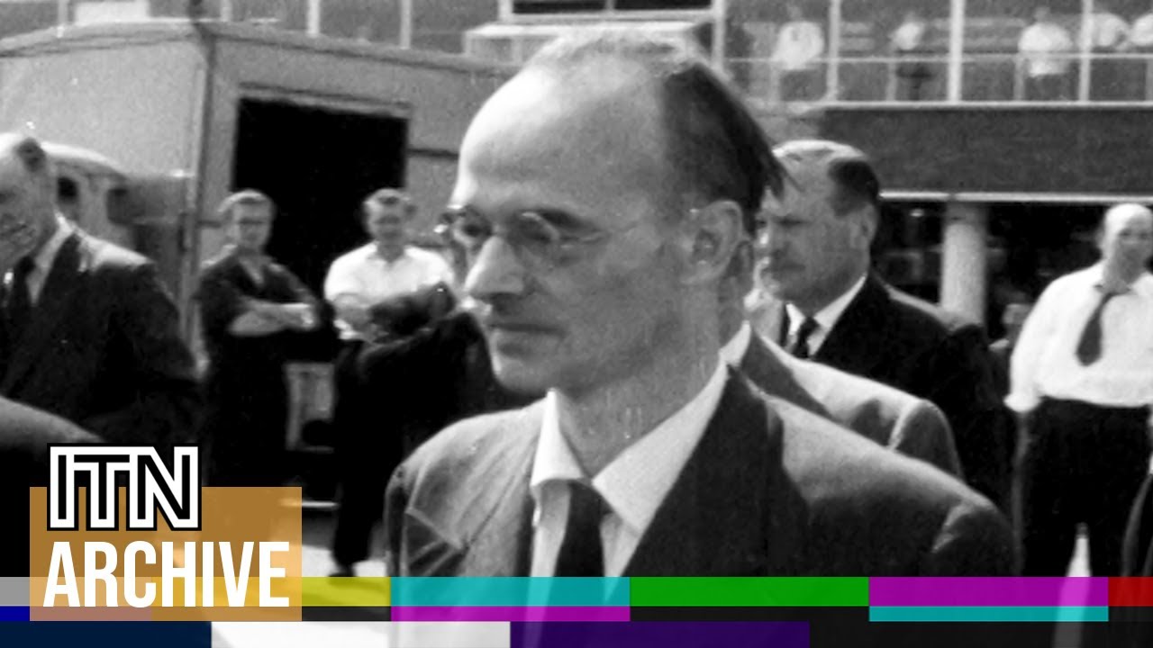 Betraying Oppenheimer: Soviet Spy Klaus Fuchs Behind the Iron Curtain ...