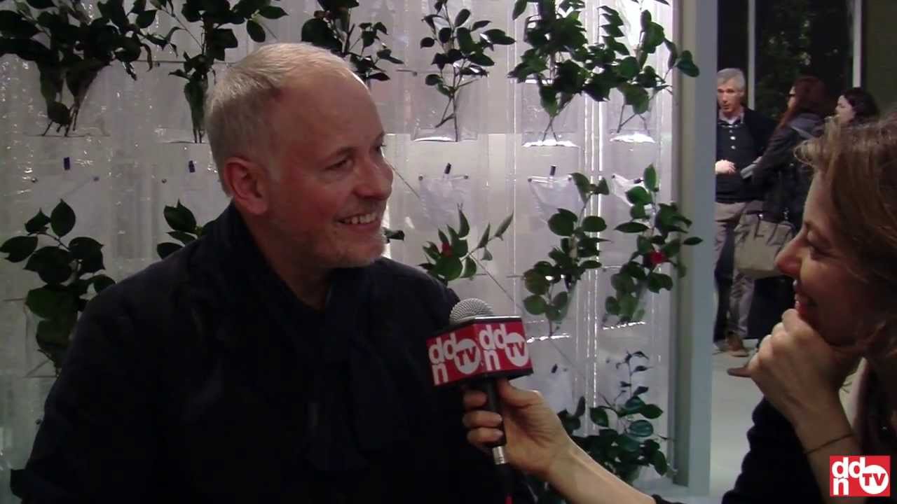 Peter Emrys-Roberts - YouTube