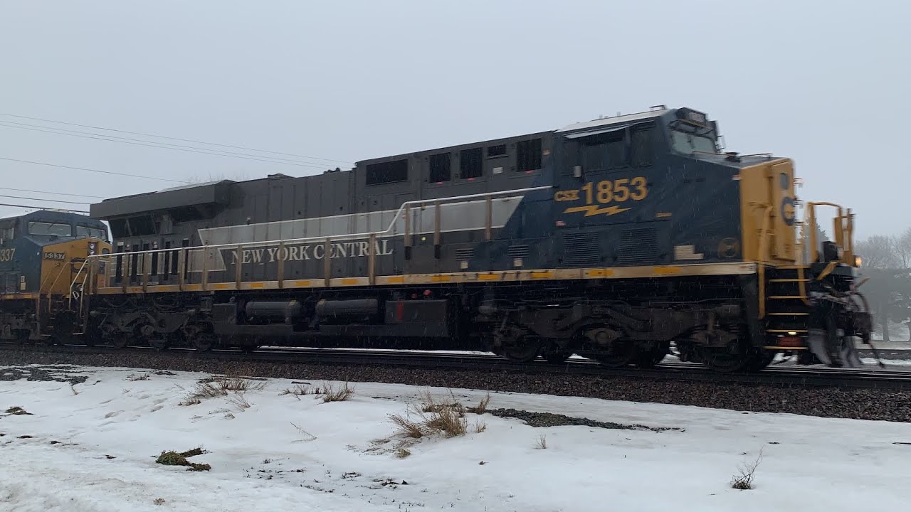 The CSX #1853 New York Central just went flying through North East, PA ...