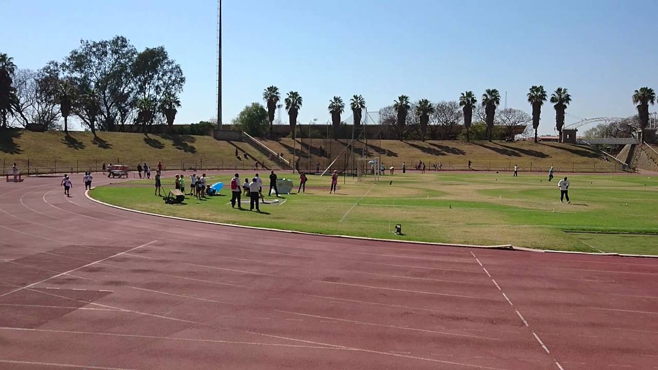 Liam Pavier new world record shot put boys 11 - YouTube