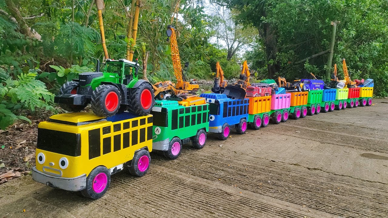 Mobil Truk Tronton Panjang Penuh Mobil Mobilan, Tractor, Bulldozer ...
