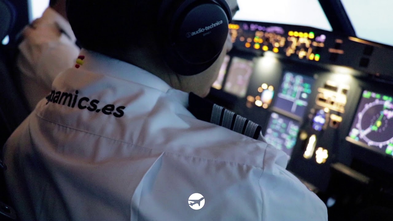 Visuals of A320 Simulator in Aerodynamics Academy - YouTube