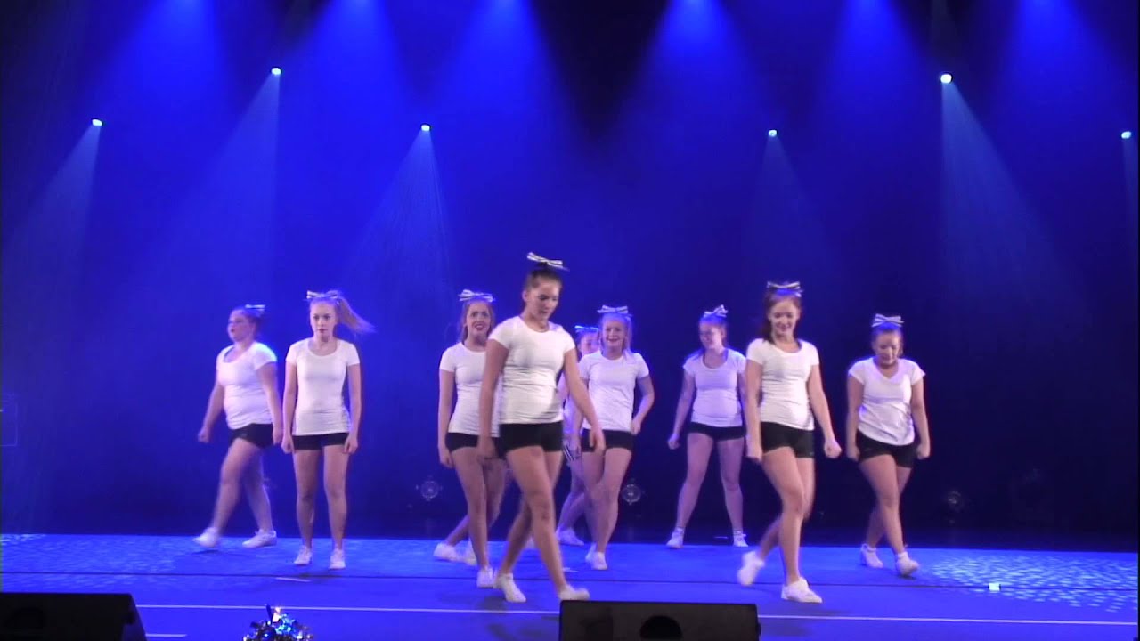 Alta cheerleading UKM 2014 Alta - YouTube