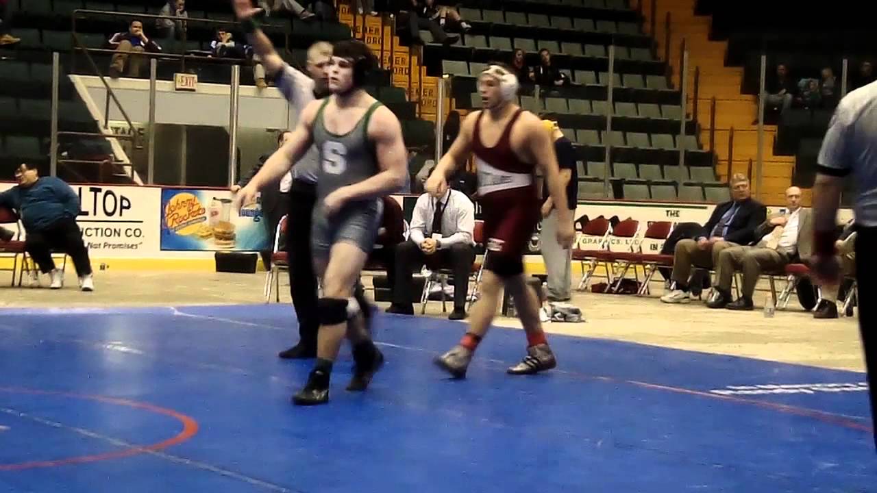 Tony Fusco wins Section II DI 196lb championship - YouTube