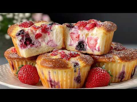 ÇİLEK MÜRDÜM ERİĞİ Muffins — Bir Kahve Dükkanından Daha İyi!