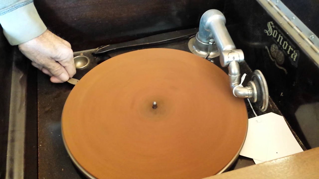 1940's Sonora Record Player - YouTube