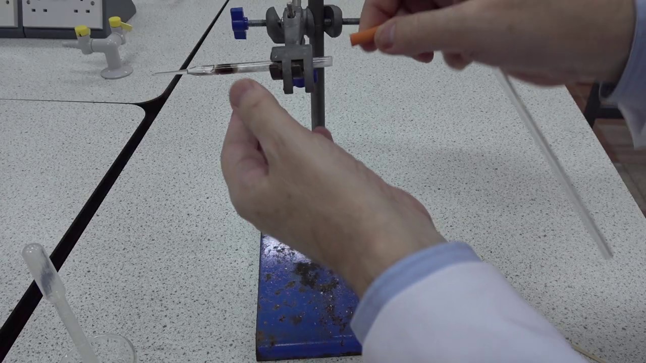 Microscale cracking liquid paraffin - setting up the Pasteur pipette ...