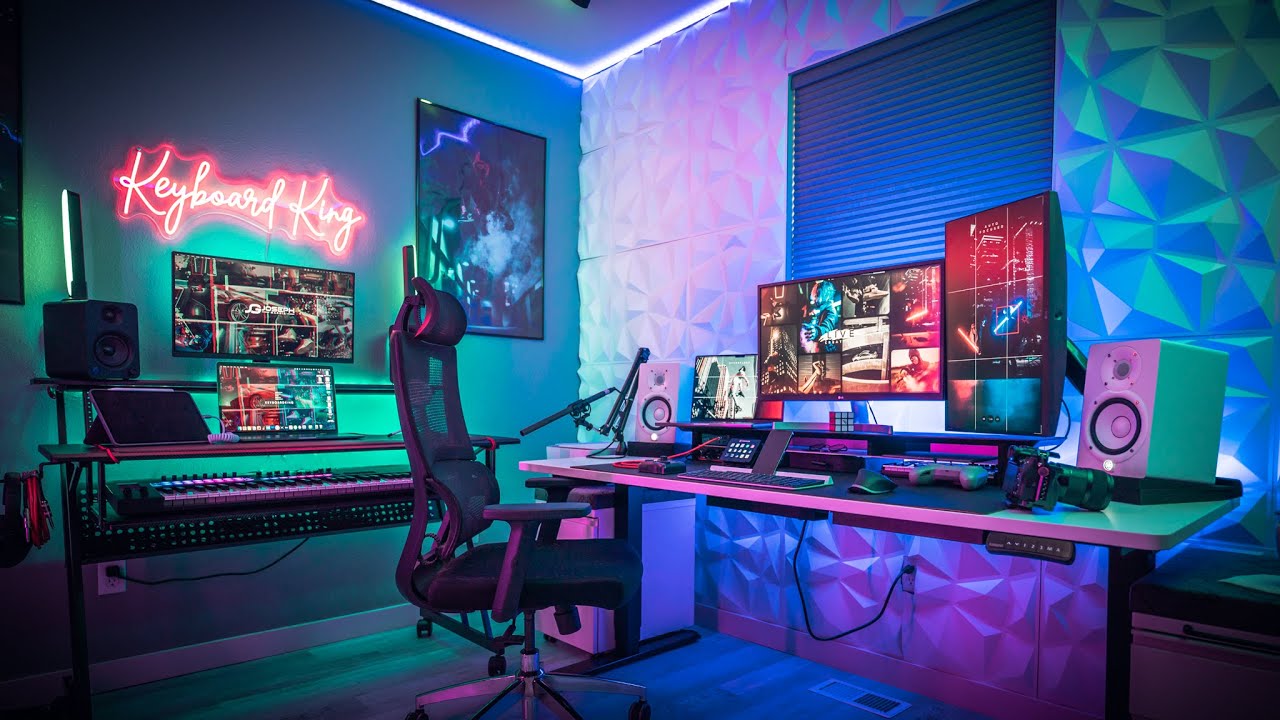 the tiny but MIGHTY Studio Tour! - YouTube