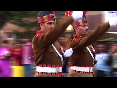 'Crossing Over' - Episode 5 of the film 'Had Anhad' - YouTube