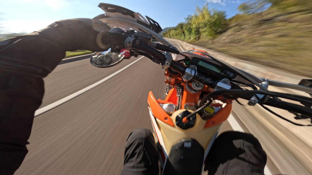 TUTORIAL su COME USARE UN MOTARD | KTM 500 EXC - YouTube