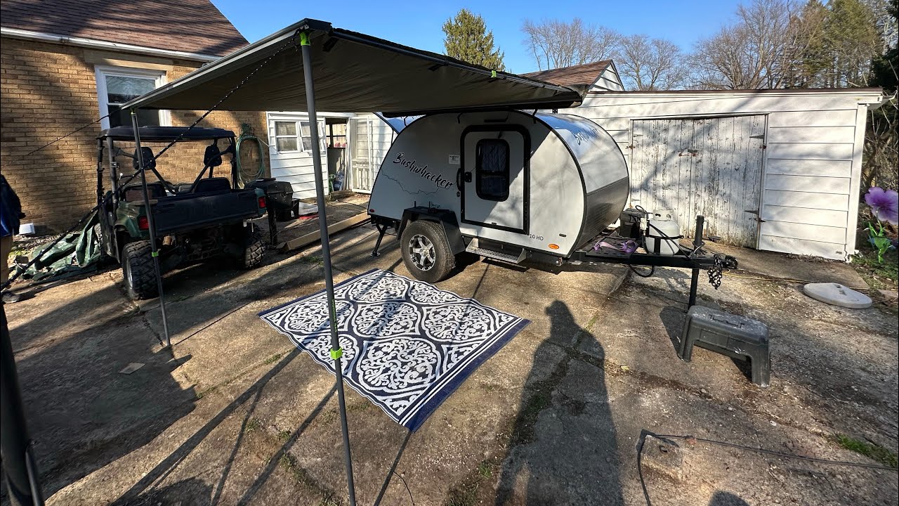 Ironman 4x4 awning and awning room on a bushwacker! - YouTube