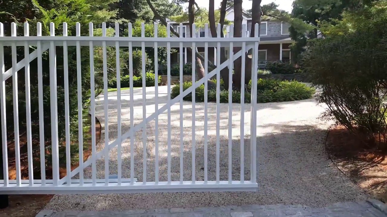 Custom aluminum slide gate - YouTube