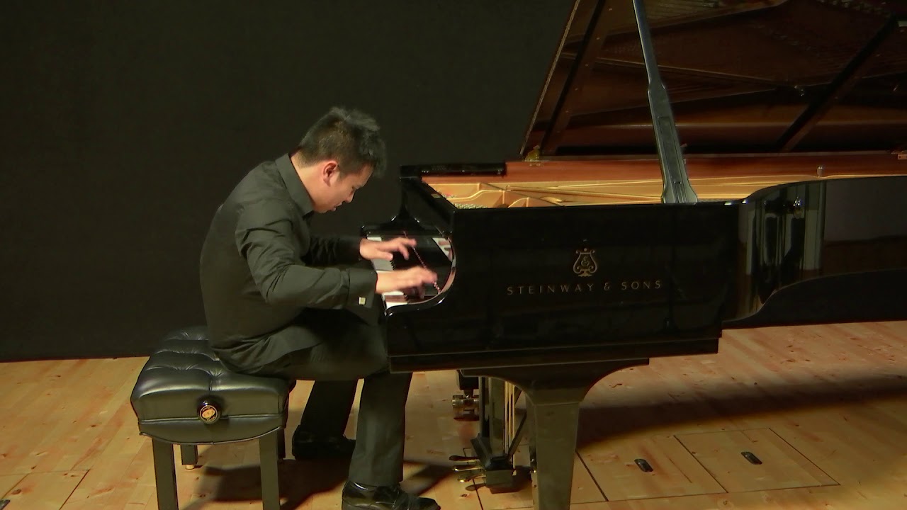 Ligeti Etude No. 13: The Devil’s Staircase - YouTube