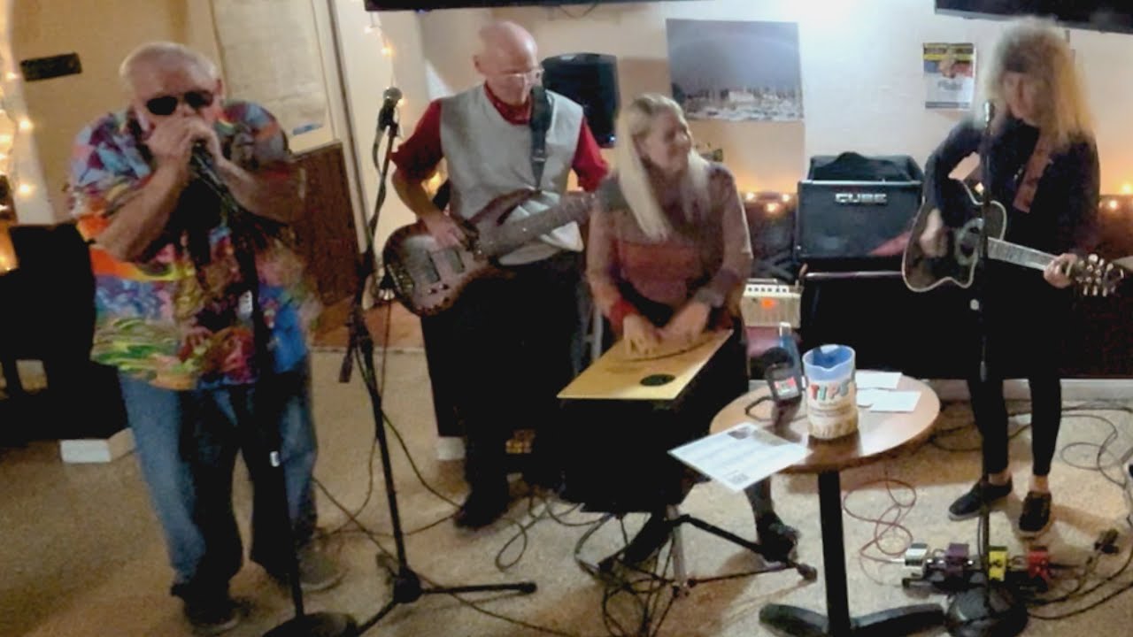 Jam at The Lookout Bar and Grill with Gary Ballen, Teresa Russell ...
